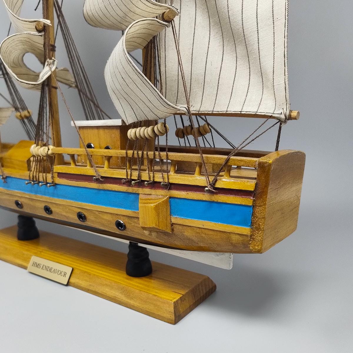 1970s Astonishing HMS Endeavor Model Ship. Handmade. Made in England - Etsy