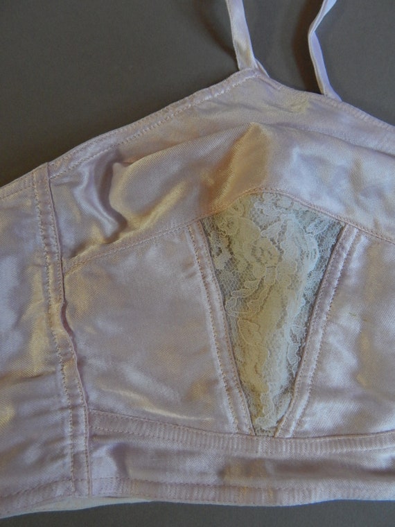 Vintage 1930s pale rose bra satin lace EU size 95 C /… - Gem