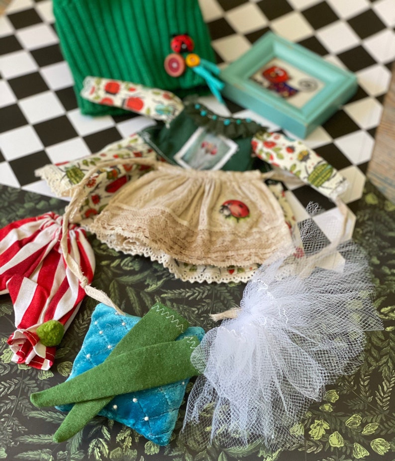 Bugs Outfit for Blythe Doll-blythe Dress Set of Clothes for - Etsy