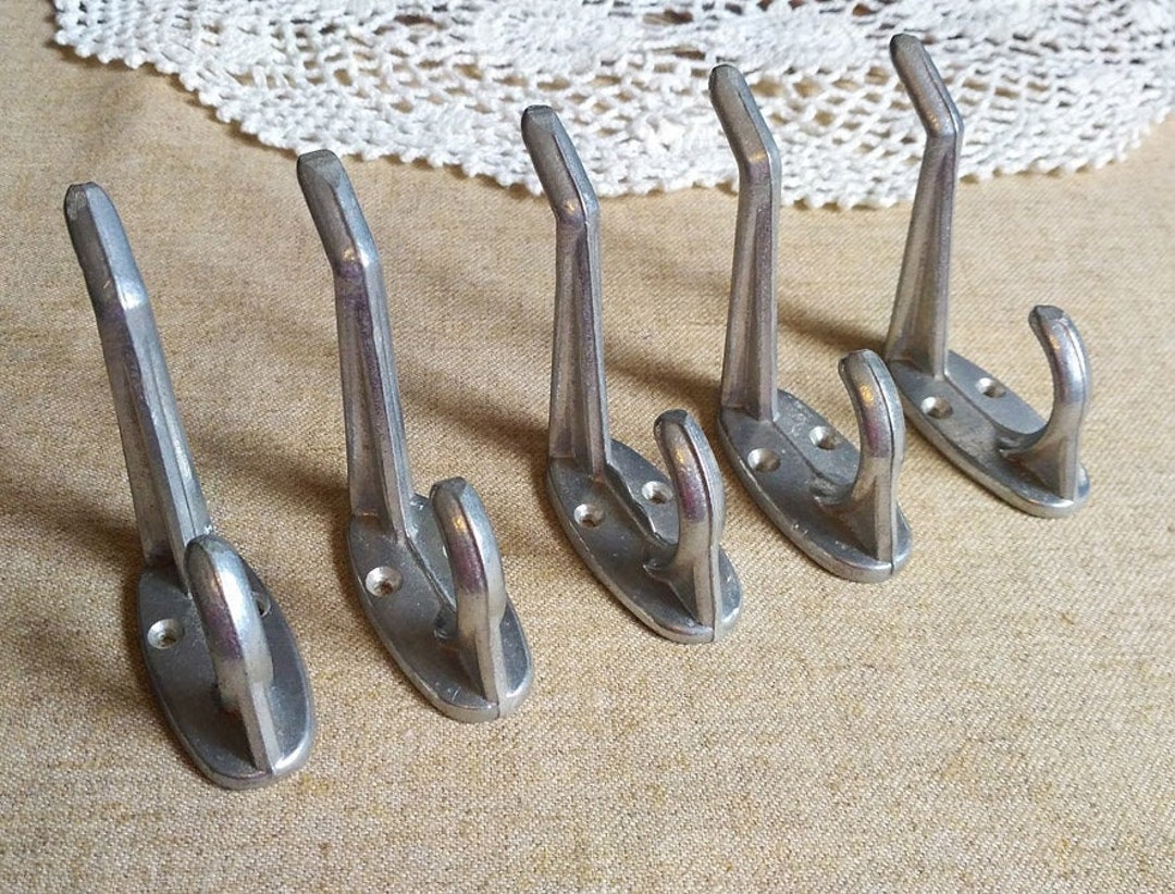 Set of 5 Vintage Metal Hooks Wall Clothes Hooks Retro Coat - Etsy