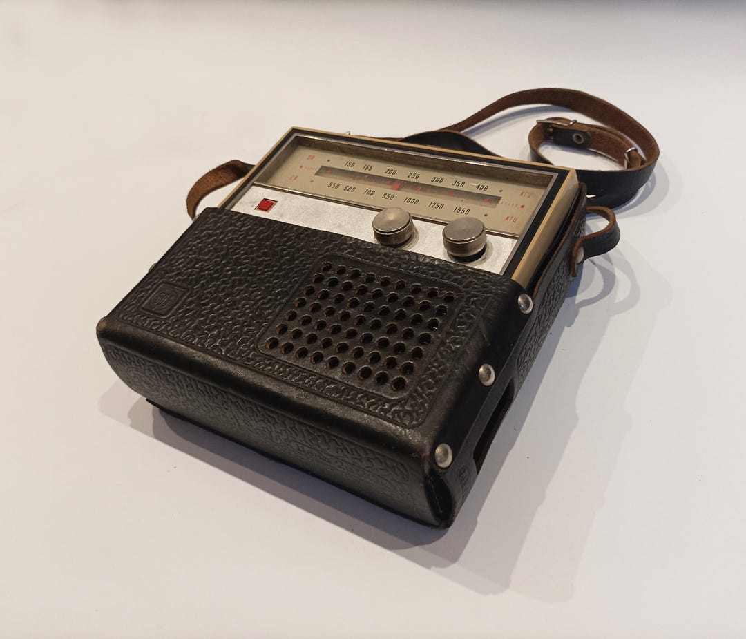 Soviet VEGA-402 Transistor Radio 1970s – USSR Vintage Portable Radio in ...
