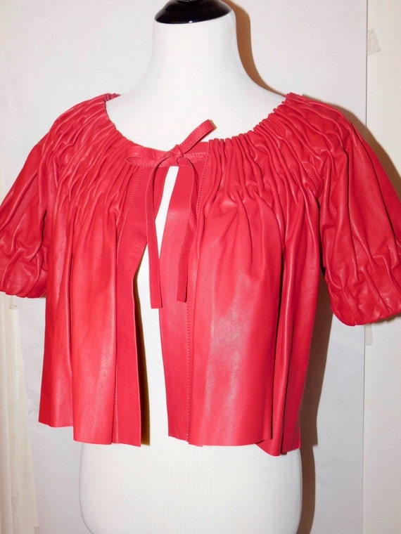 Vintage 100% Ravishing Bright Red, Soft Leather, Hand… - Gem