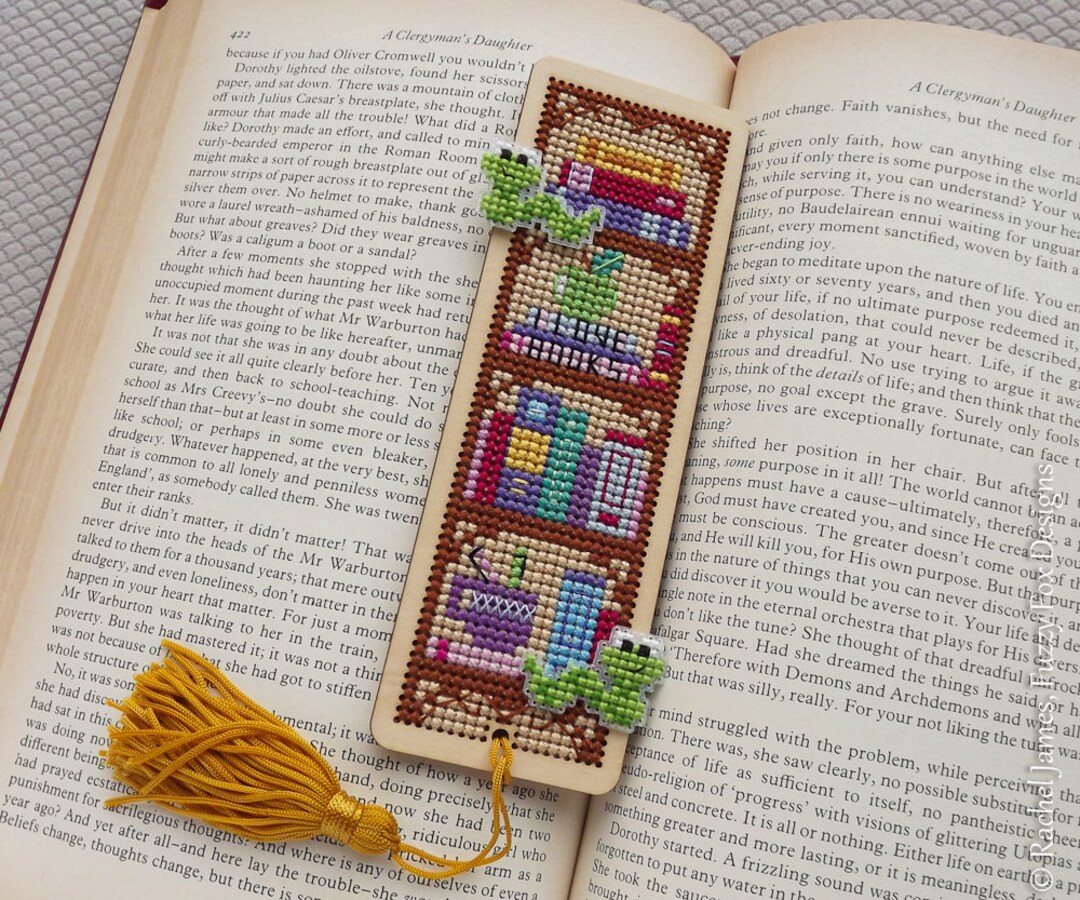 Bookshelf Bookmark Cross Stitch Pattern PDF | Pattern for Toms New Old ...