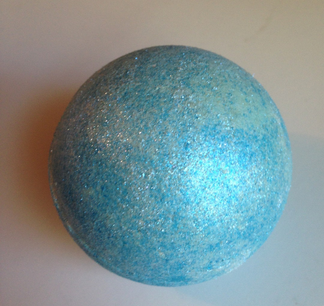 Moonstone Blue Bath Bomb/musk/blue Shimmer/blue Water Bath - Etsy