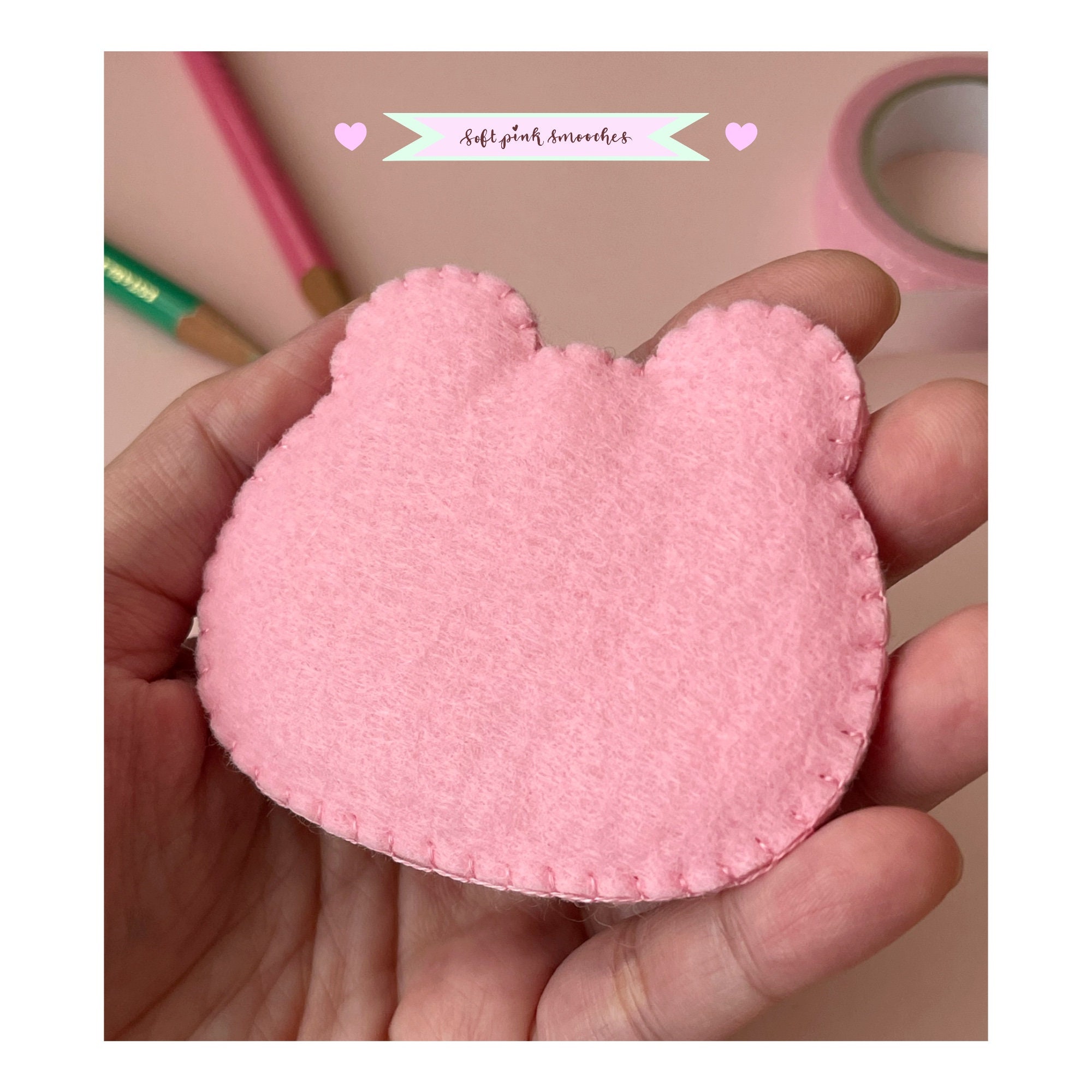 Felt Frog Keychain wool-blend felt cute felt animal charm | Etsy