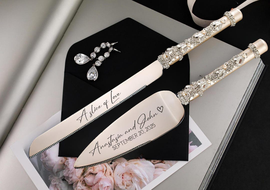 Wedding Engraved Cake Cutting Server Set for Bride and Groom ...
