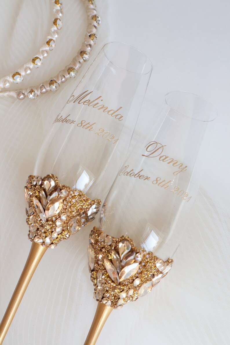 Personalized Wedding Champagne Flutes for Bride and Groom - Etsy