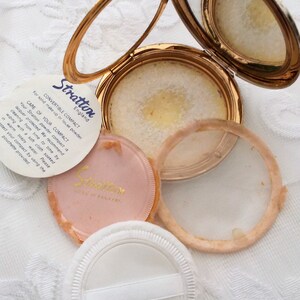 Stratton Compact, Silver Tone Convertible Powder Compact, 1960s Vintage ...