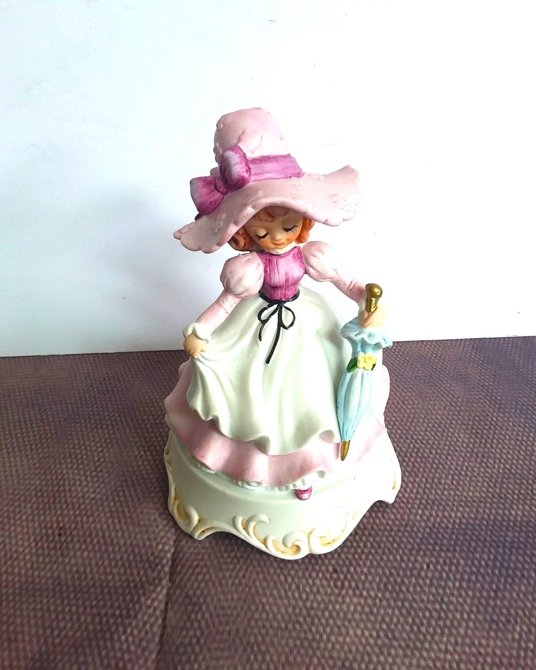 Music Box Girl, Lefton Made in Japan Bisque Figurine of a Little Girl ...