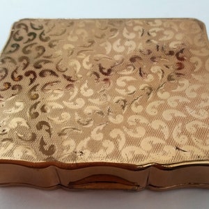 Stratton Musical Compact, Gold Tone Powder Compact With Sifter, Ladies ...