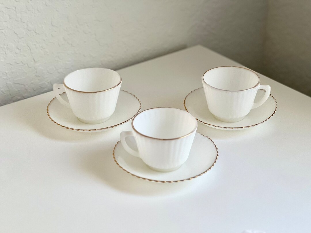 Vintage Set of 3 Macbeth Evan Gold Trimmed Petalware Cremax Glass Cup ...