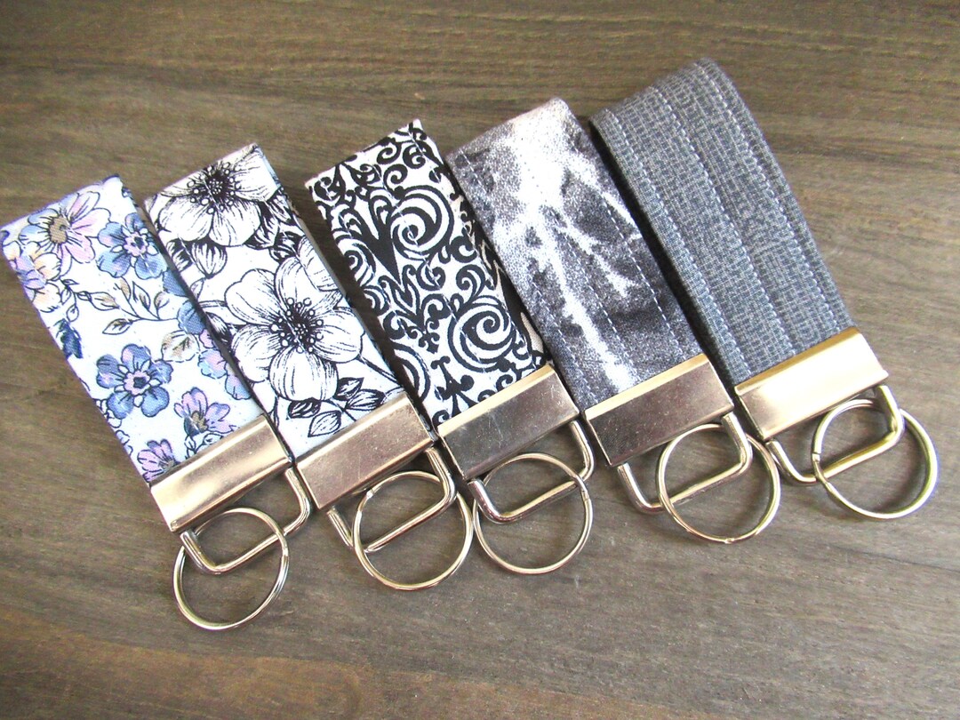 Mini Key Fob, Mini Wristlet, Purple Mini Keychain, Floral Key Fob, Gift ...