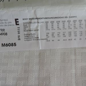 Mccalls M6085 Size 18W-24W or 26-32W Women's Tops, Dresses, Shorts ...