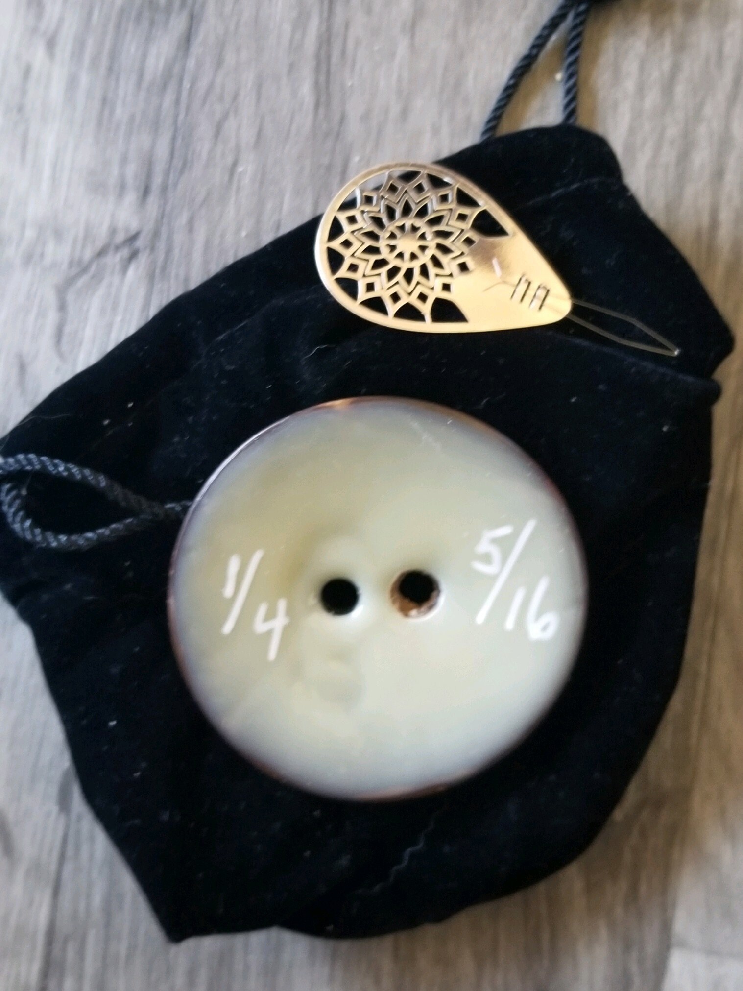 DIZ Fiber in Fun Colors, Roving off Drum Carder or Blending Board ...