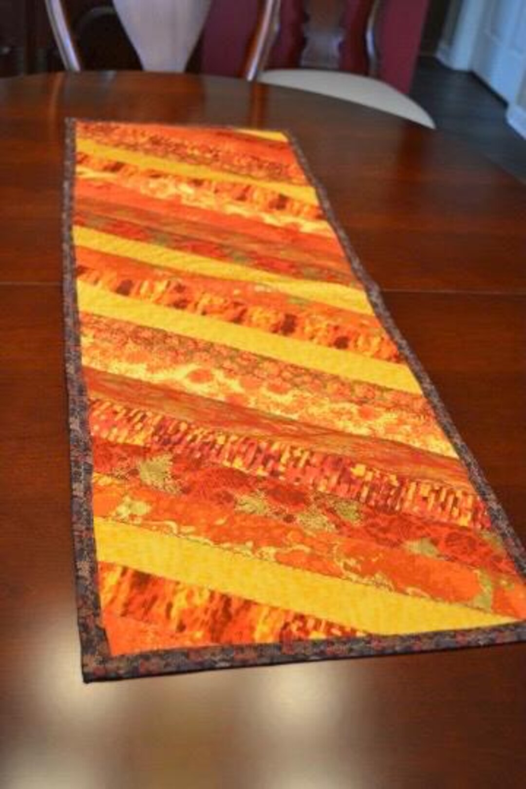 Autumn’s Angle Tablerunner - Etsy