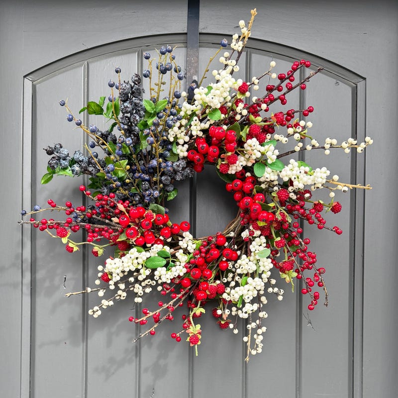 White Berry Wreath - Etsy