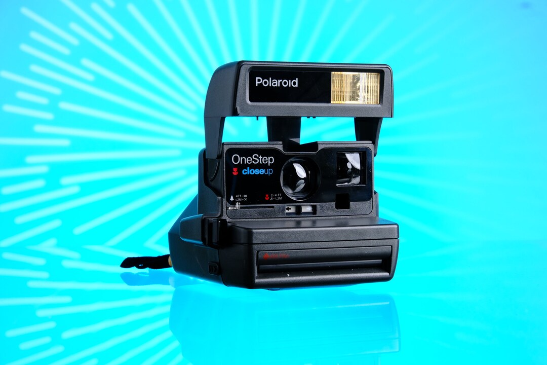 Polaroid One Step Close up 600 Instant Camera - Etsy