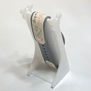 Disney Magic Bands Display Holder Stand | Acrylic | Choose a Color - Etsy