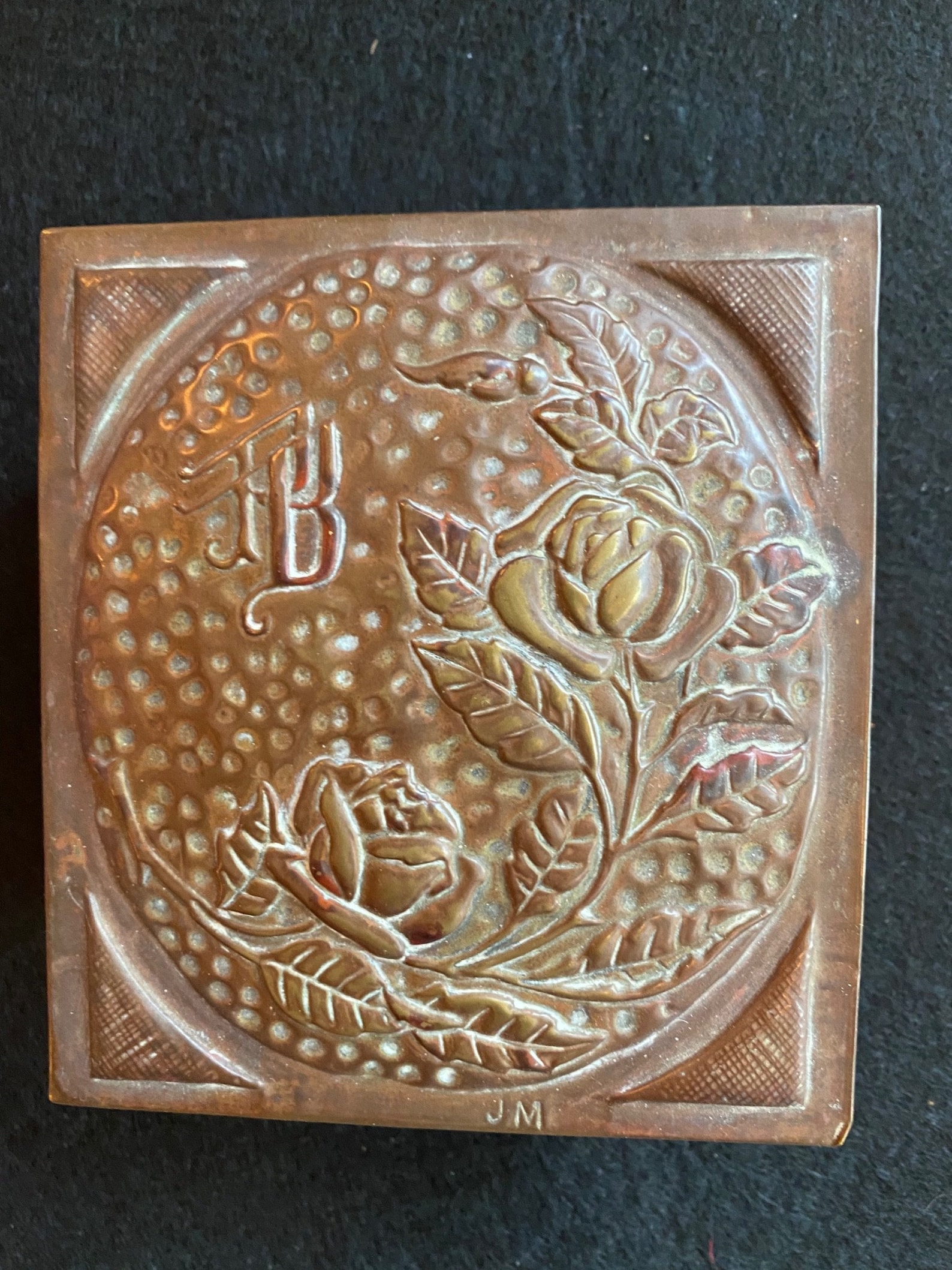 Antique Copper Repousse Box Arts & Crafts 1880 to 1920 Floral Flowers Roses Vines Motif Design ...