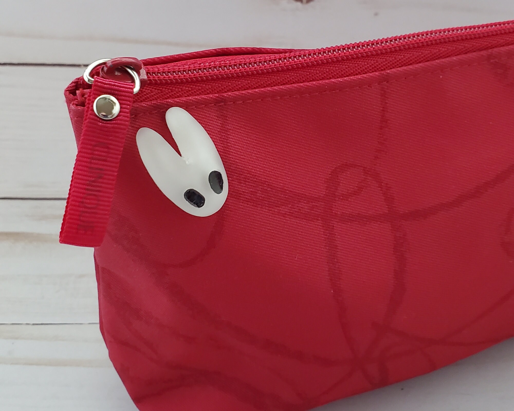 Hollow Knight Hornet Pin Hollow Knight Pins, Resin Pins, Silk Song ...