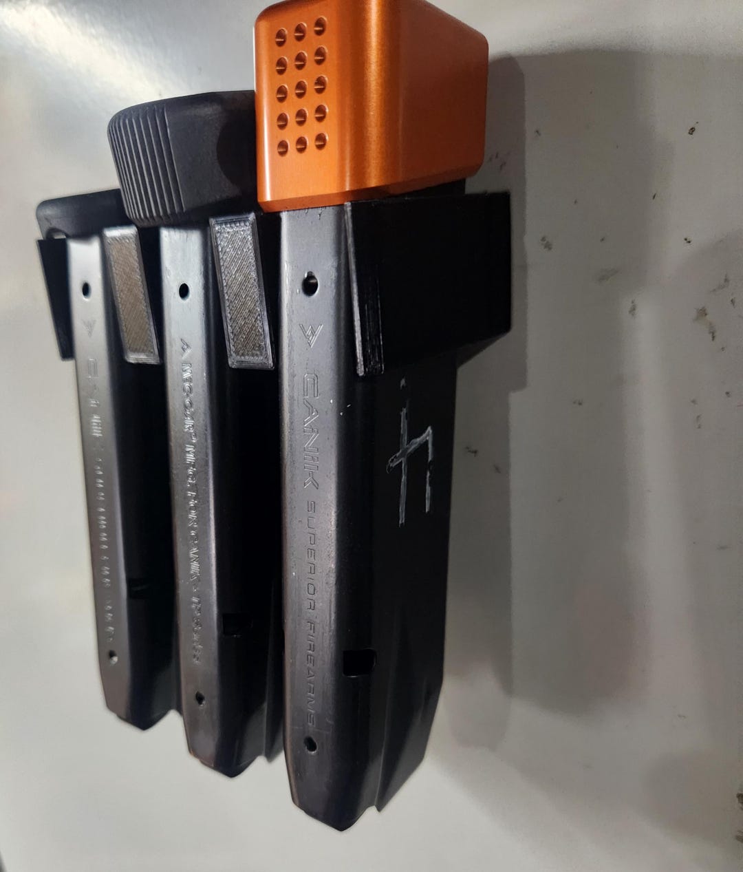 Magnetic Magazine Holder - Etsy