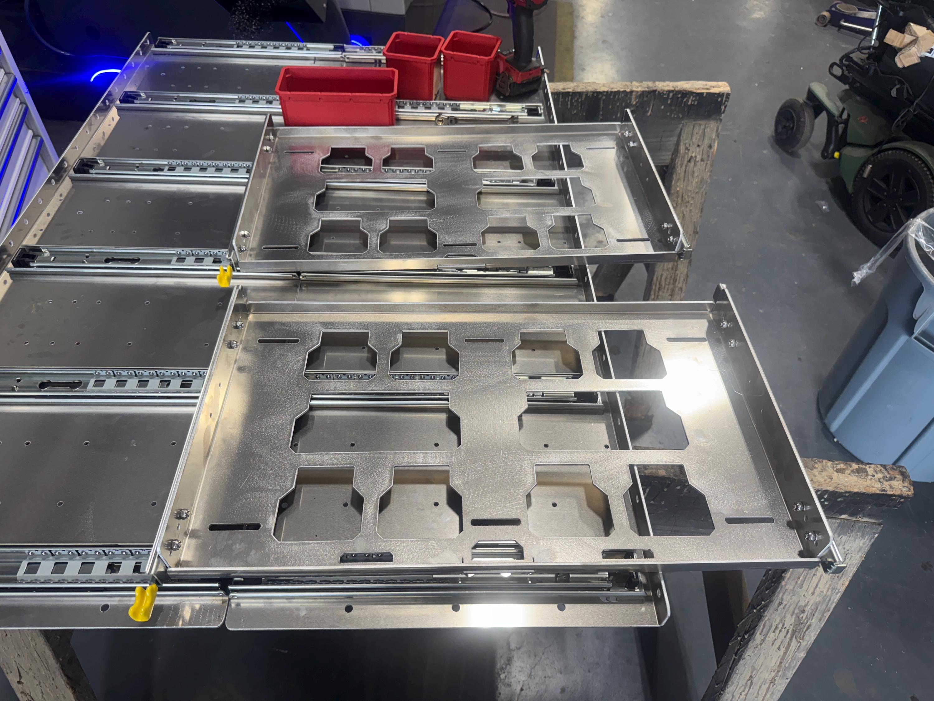 THE SLIDER – Locking Tool Drawer Rack, Compatible With Milwaukee ...