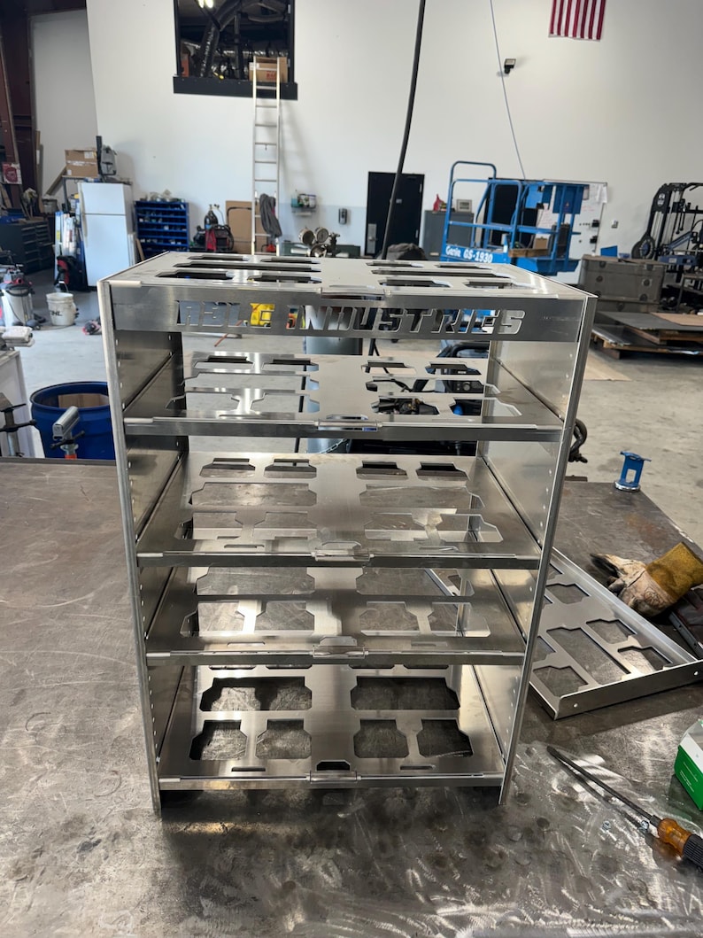 THE CORE – Narrow Aluminum Tool Rack, Compatible With Milwaukee ...