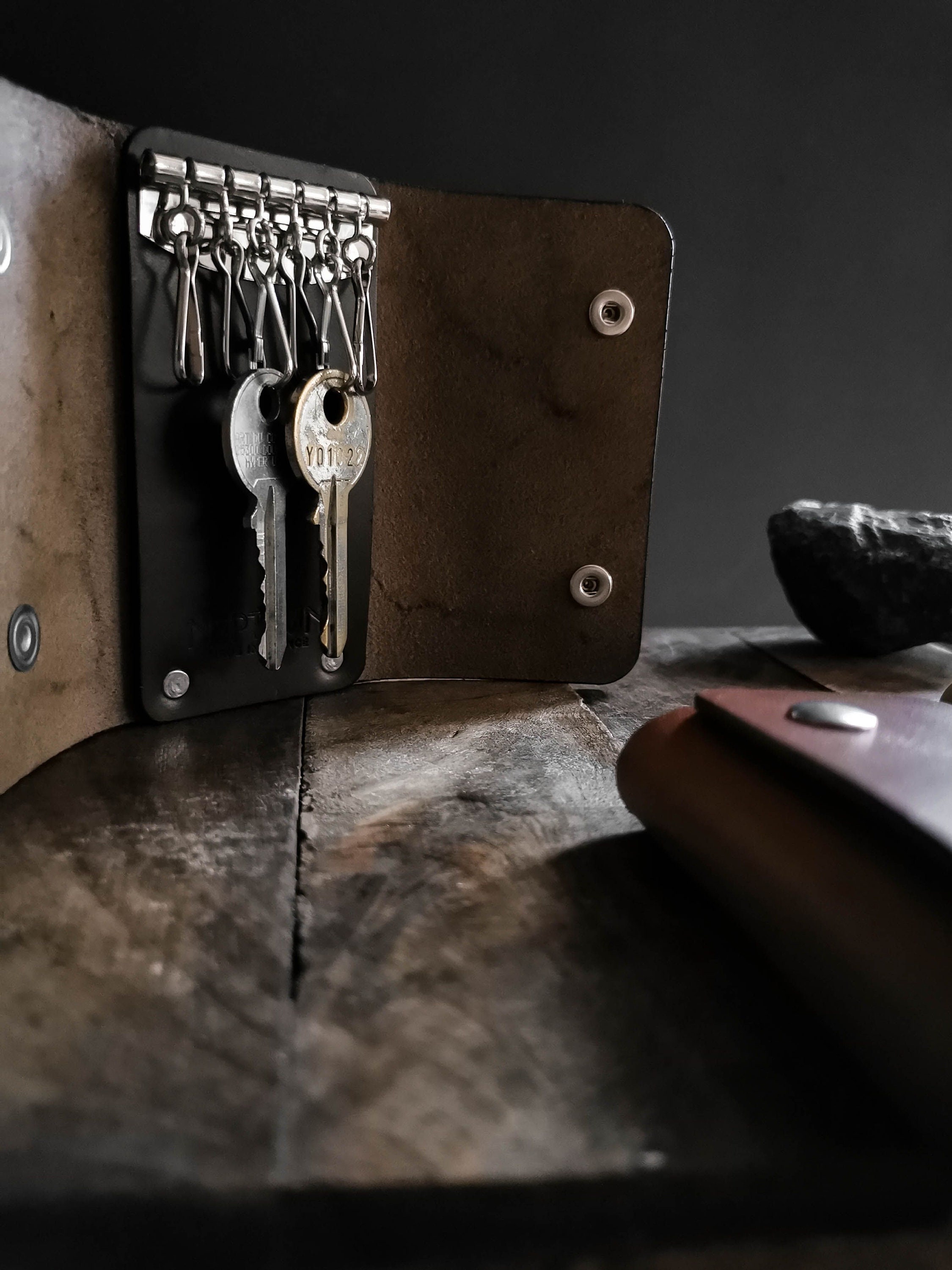 Leather Key Organizer Modern Key Cover Vegtanned Leather Key | Etsy
