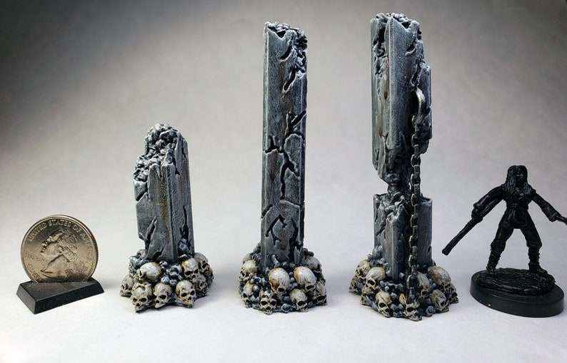 Painted Skull Pile Pillar Dungeon Furniture Bones / Hand Painted ...