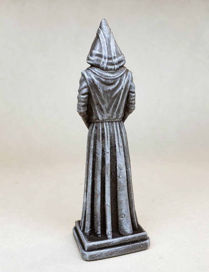 Painted Cultist Statue, Altar and Crystall Ball Terrain / Painted Resin ...