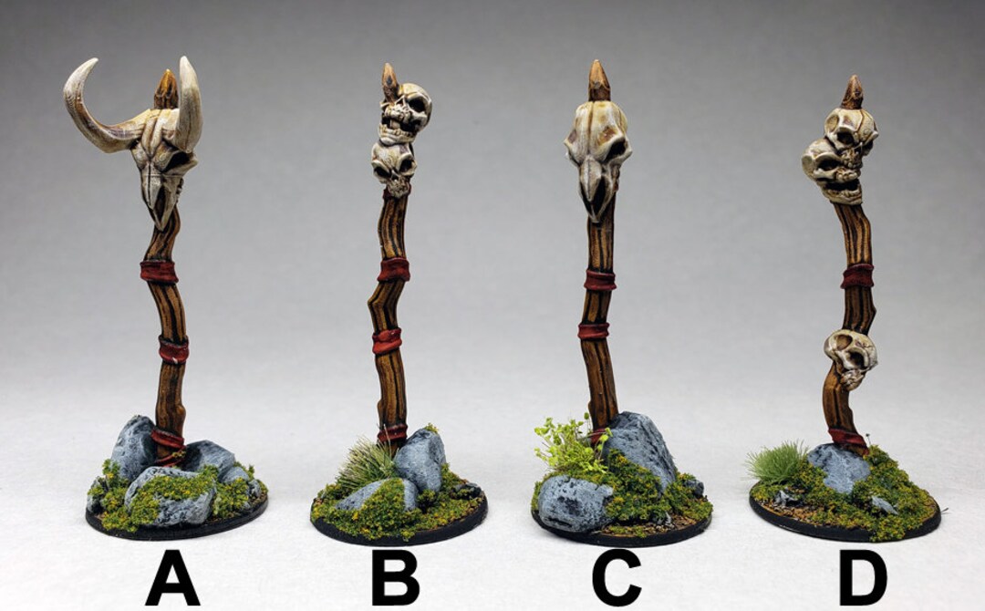 Painted Skull Pike Dungeon Furniture Bones / Hand Painted Miniatures ...