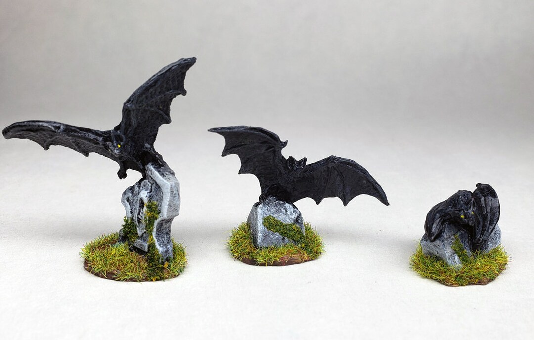 3 Giant Bats With Gravestones / Painted Reaper Bones Miniature ...