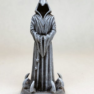 Painted Cultist Statue, Altar and Crystall Ball Terrain / Painted Resin ...