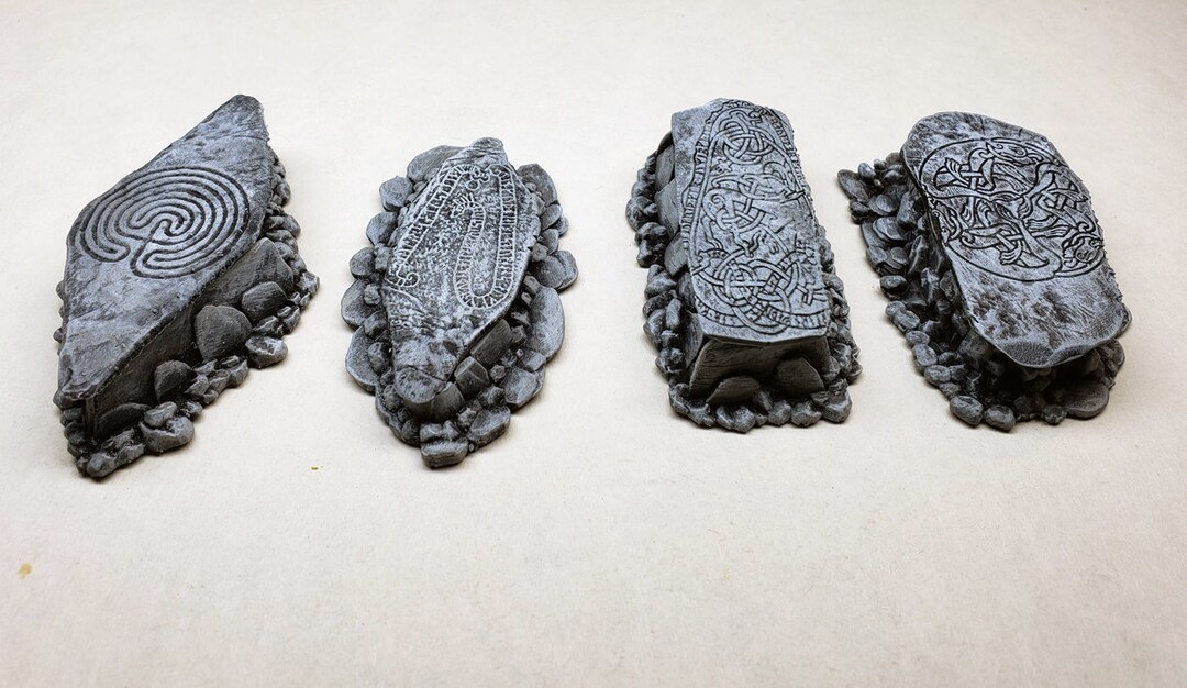 Painted Viking Miniature Gravesites / Terrain Graveyard Tombstones Tomb ...