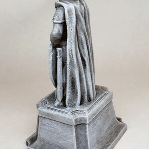 CUSTOM Painted Large Statue of a Knight Paladin / 3d Printed Statues D ...