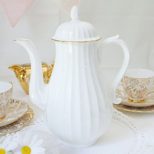 Tall Teapot - Etsy