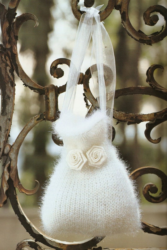 Wedding purse pattern | Honestweddingadvice.com
