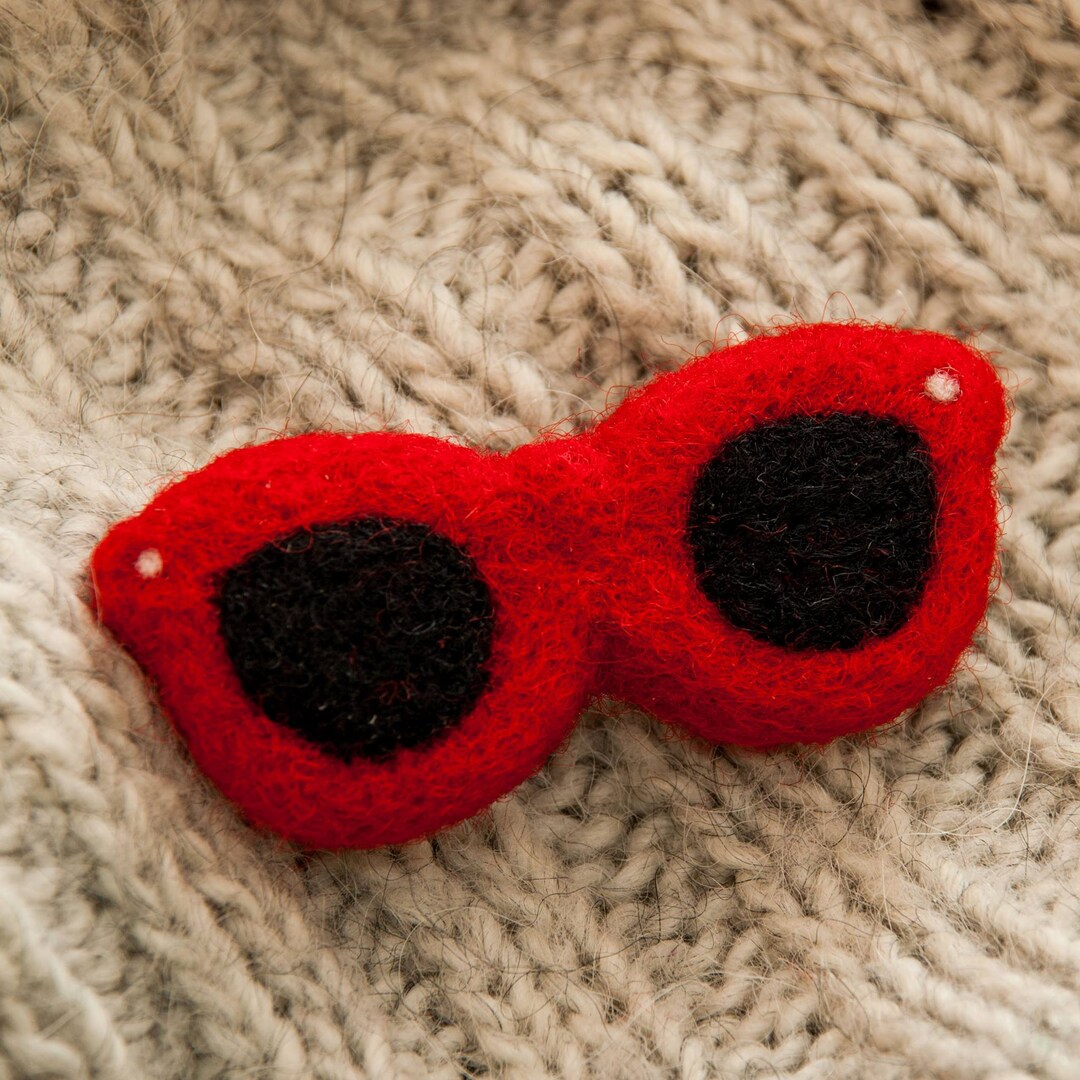 Sunglasses Brooch, Sunglasses Pin, Mini Sunglass - Etsy Canada