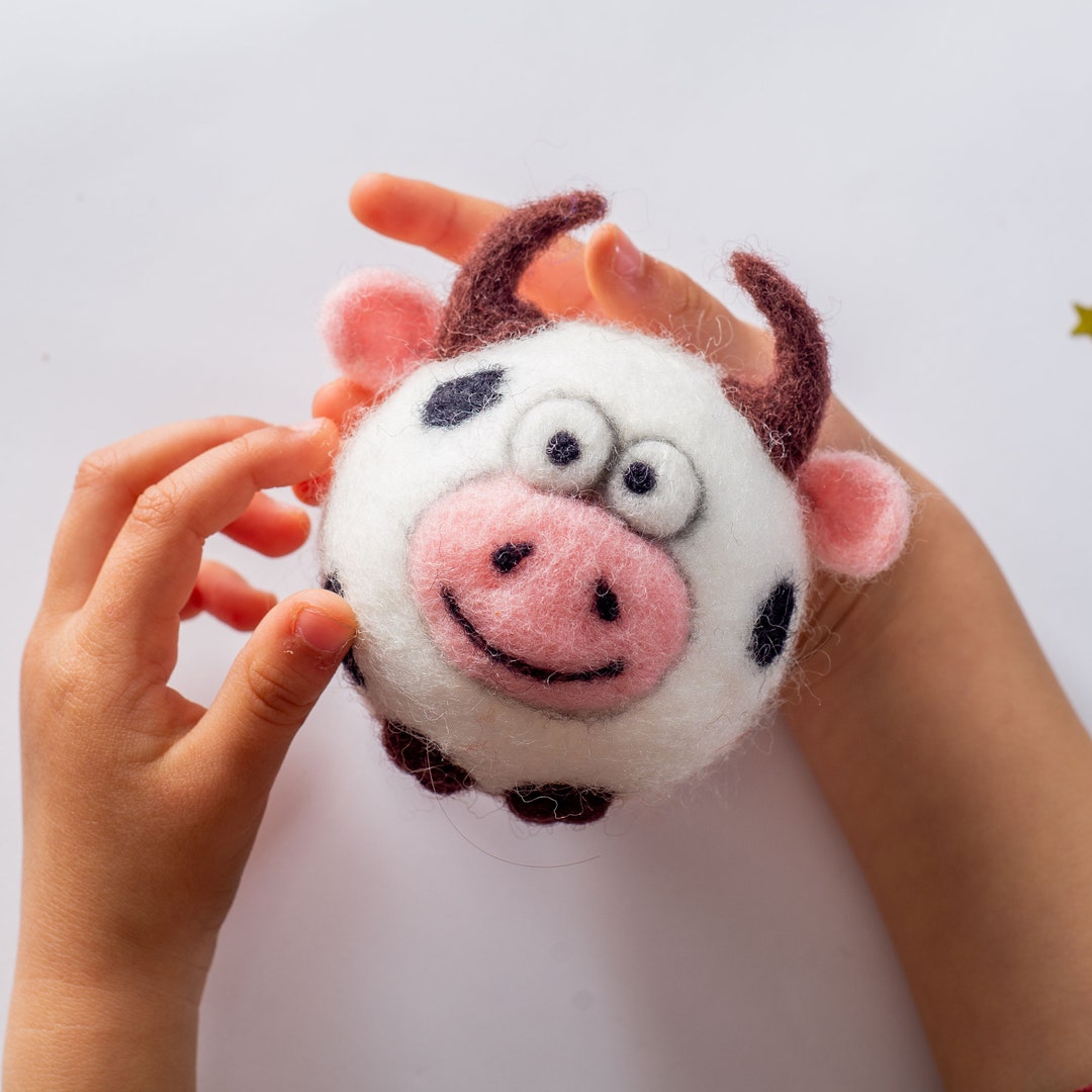 Cow Felting Kit, Cow Diy Kit, Craft Kits, Felting Beginner Kit - Etsy UK