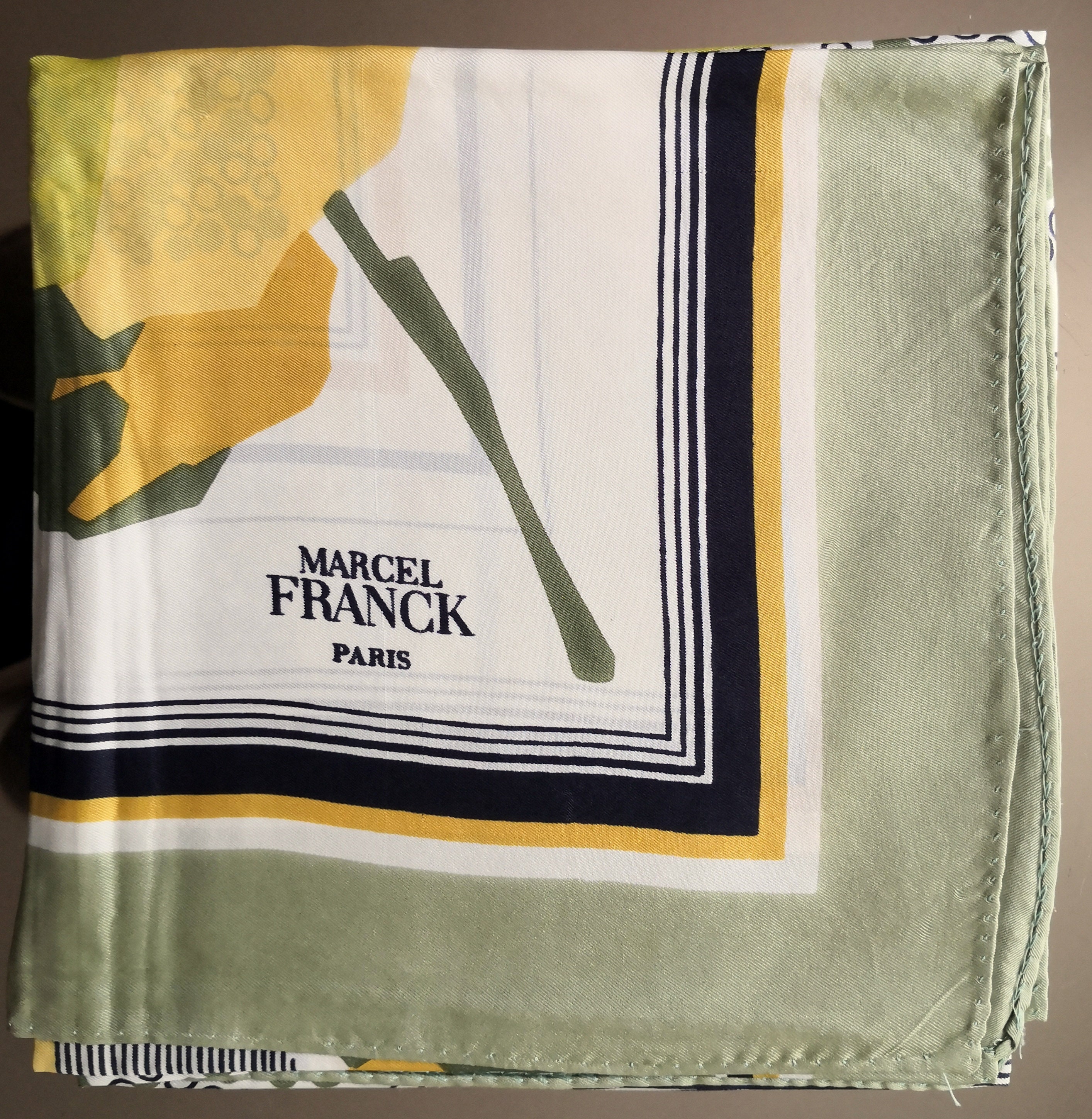 Foulard MARCEL FRANCK vintage 80s en soie vert et jaune à fleurs 76 x ...
