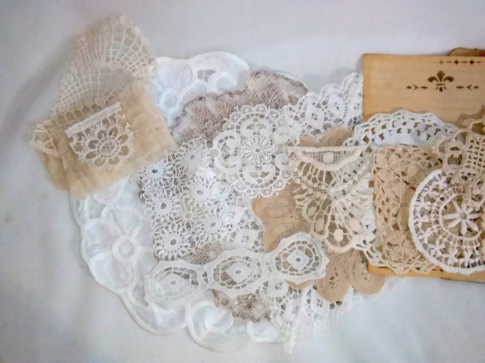Lace Scraps, Slow Stitch, Cotton Fabric Scraps, Junk Journal Fabric ...