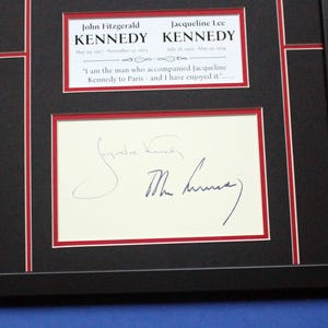J F K & Jacqueline Kennedy AUTOGRAPHS DISPLAY CASE Unique Artwork White ...