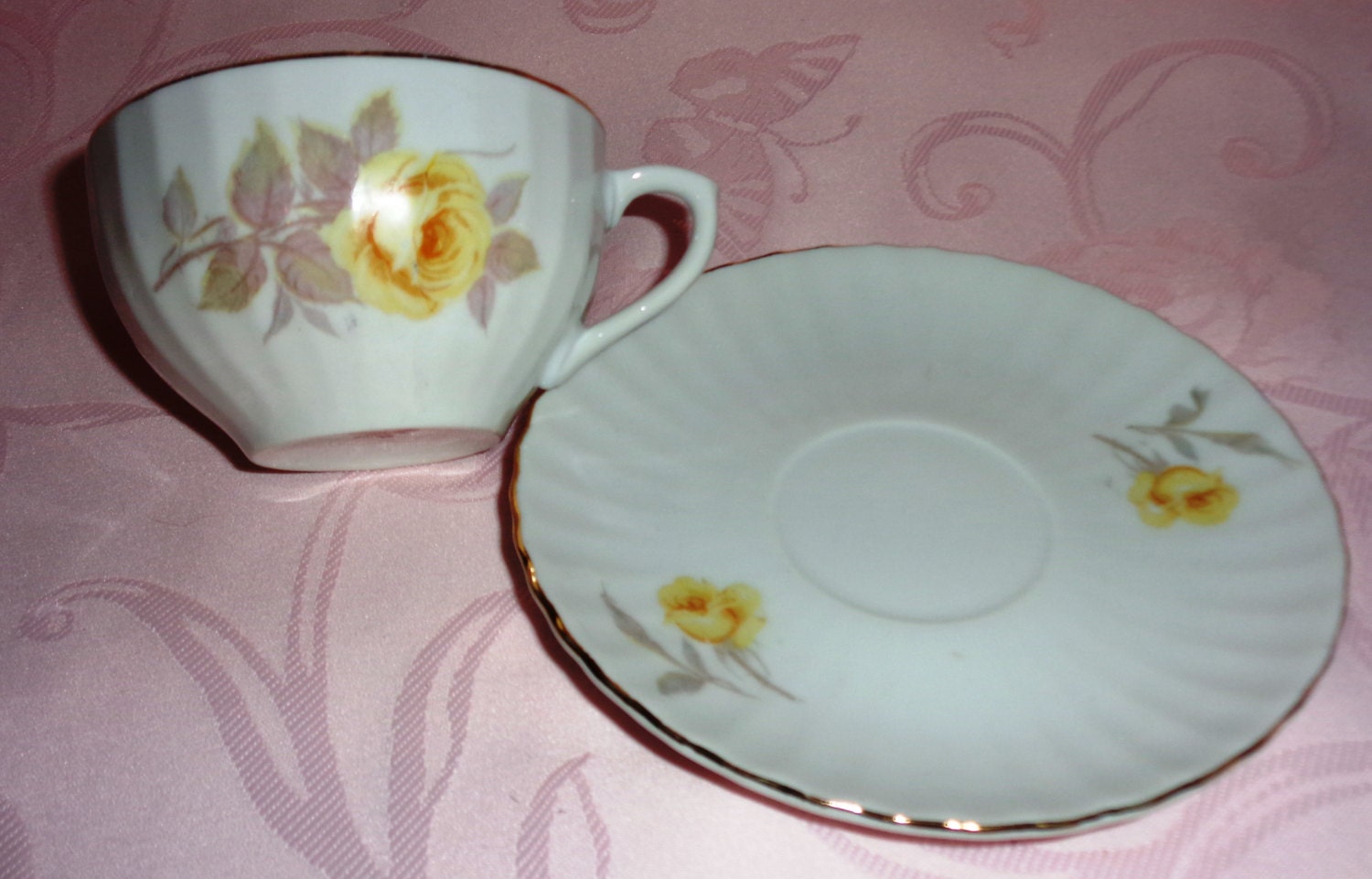 Vintage Nippon Yoko Boeki Co. Porcelain Scallop Textured Teacup and ...