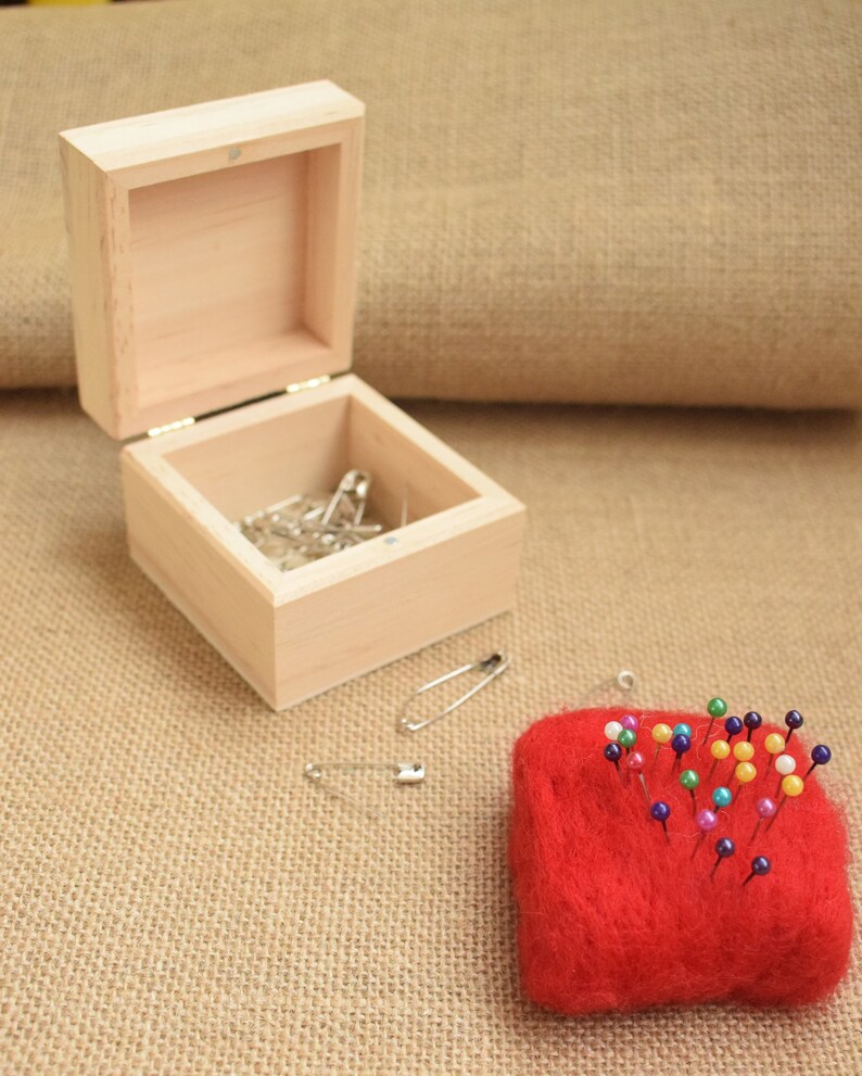 Needle Box / Pincushion Box, Pin Cushion for Needles/ Needle Storage ...