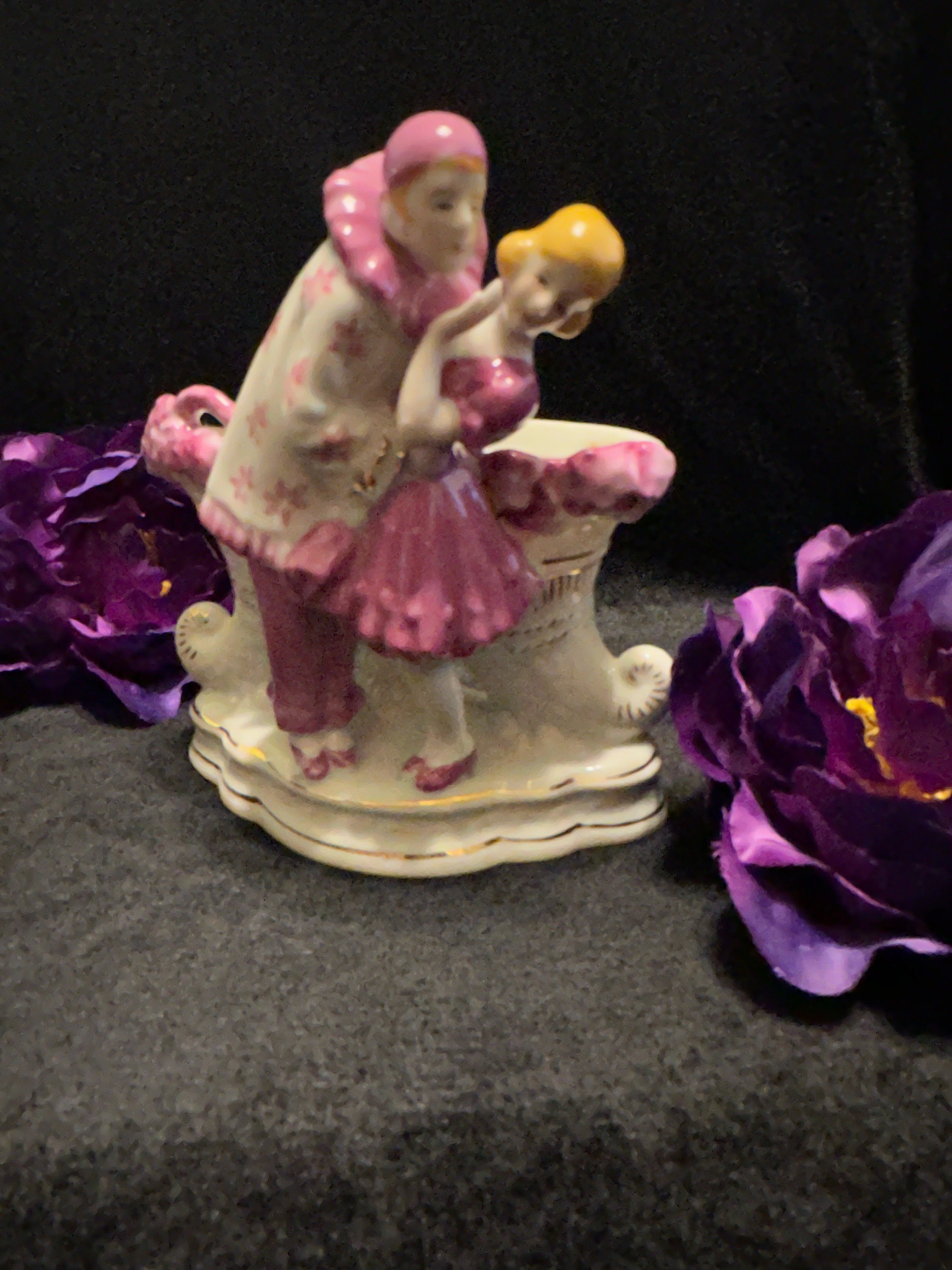 Vintage Goldcastle Porcelain Spill Vase With Dancing Pierrot Clown and ...