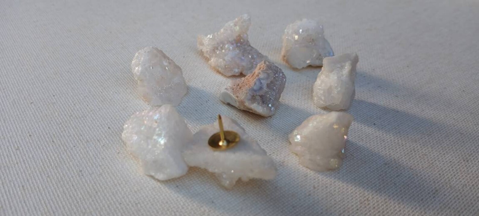 Crystal Geode Rock Push Pins for Vision Board Kit. Druzy Thumbtacks ...