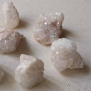 Crystal Geode Rock Push Pins for Vision Board Kit. Druzy Thumbtacks ...