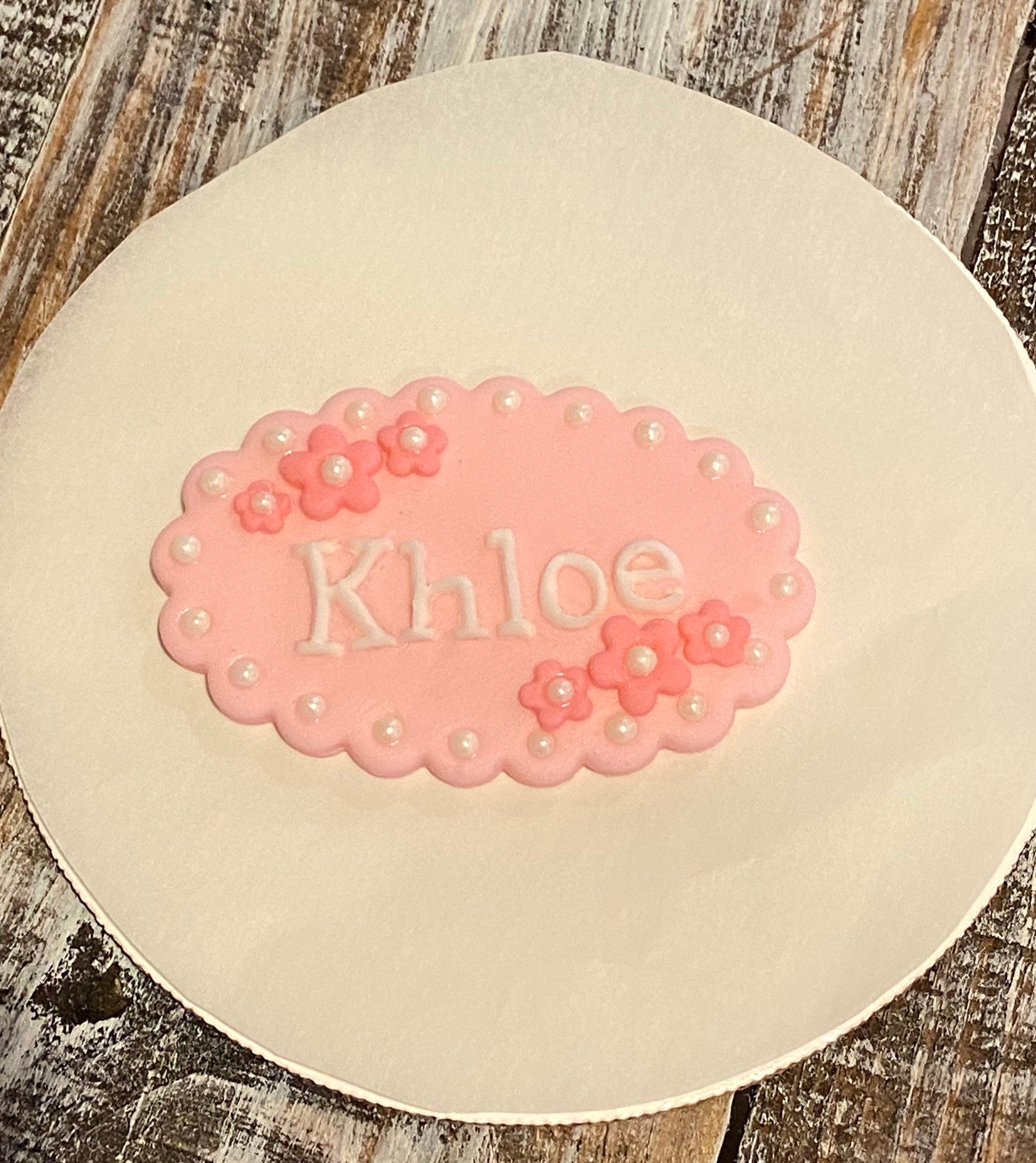 Personalized fondant plaque cake topper - Etsy