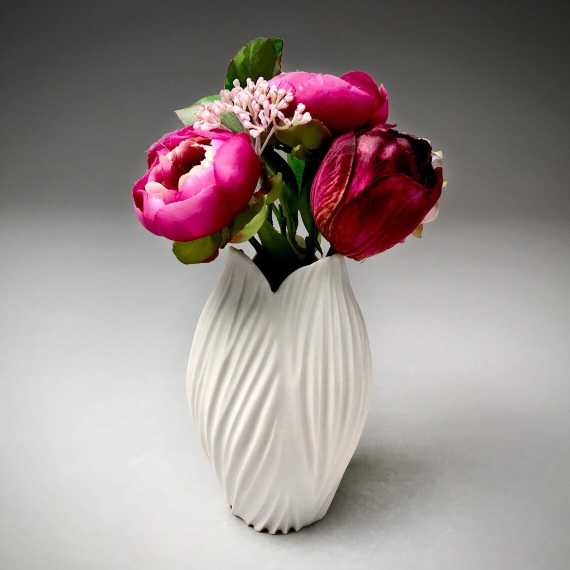 Tulip Vase Small Pottery Vase Porcelain White Coral - Etsy