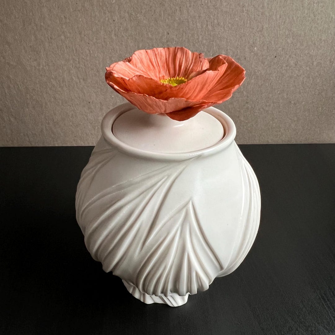 Icelandic Poppy Jar, Urn, Vase, Pottery, Porcelain, White, Coral, Hand ...